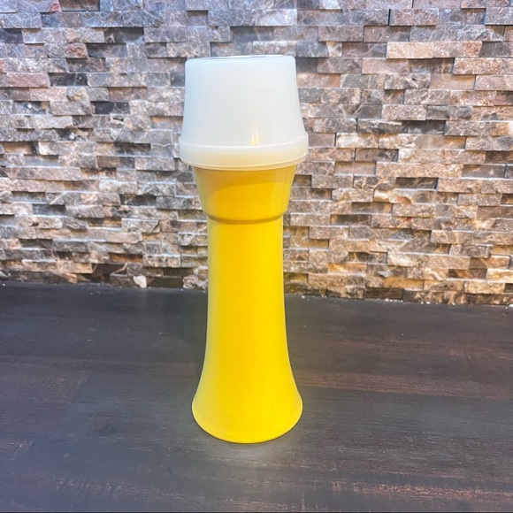 Kitchen | Vintage Yellow Tupperware 7184 Mustard Pump Container With ...
